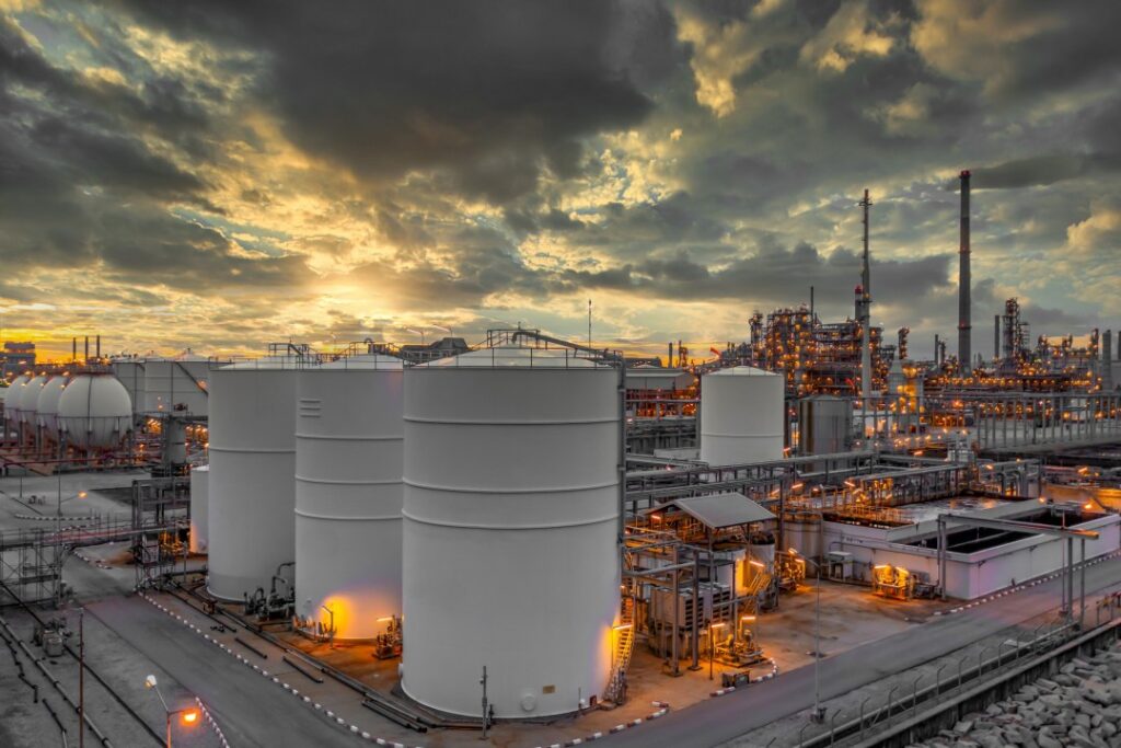 The Roles of Logistics & Compliance in Base Oil Trading
